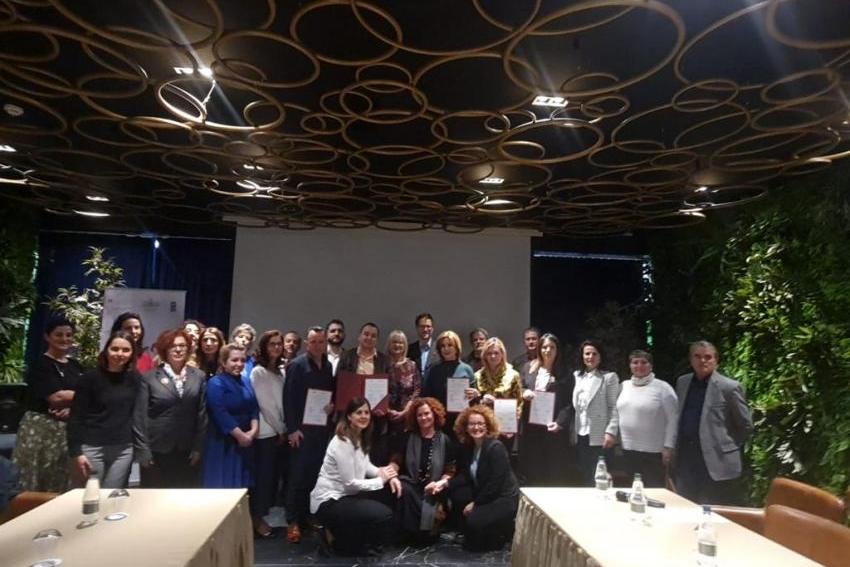 Akreditimi i shkollave të arsimit dhe formimit profesional në Shqipëri ...